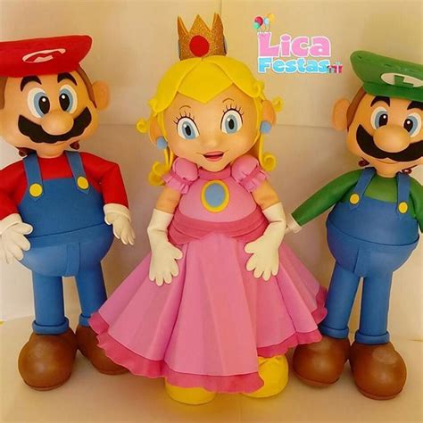 Mario Luigi E Peach Eva