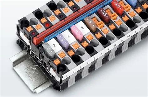 Phoenix Contact Fuse Terminal Blocks At Best Price In New Delhi ID