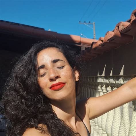Mariana Barcelos (@eumarianabarcelos) • Threads, Say more