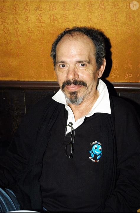 Photo Ticky Holgado à Paris Le 12 Octobre 2003 Purepeople