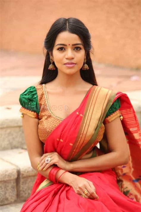 actress bhavya sri at silk india expo photos 45 104970 kollywood zone