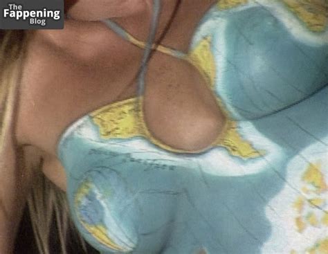 Rachel Hunter Nude Pics Video TheFappening