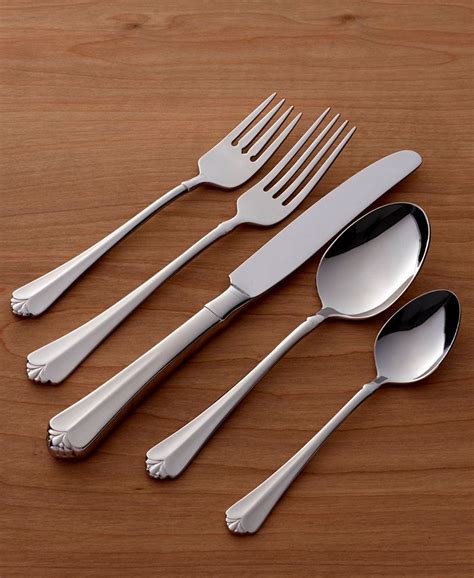 Oneida Juilliard 20 Pc Set Service For 4 Macys