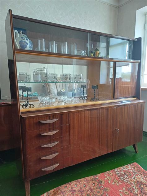 Сервант часів СССР у гарному стані 300 грн Меблі для вітальні Чорноморськ на Olx