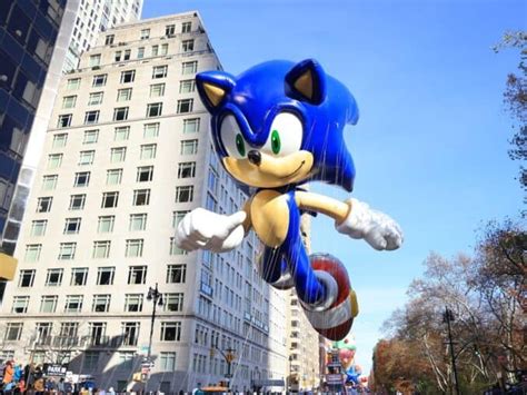 How Tall Is Danny Devito Danny Devito Height Age Weight And Much