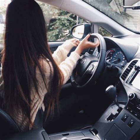 Stylish Cute Cool And Smart Girl Dp Pics With Car