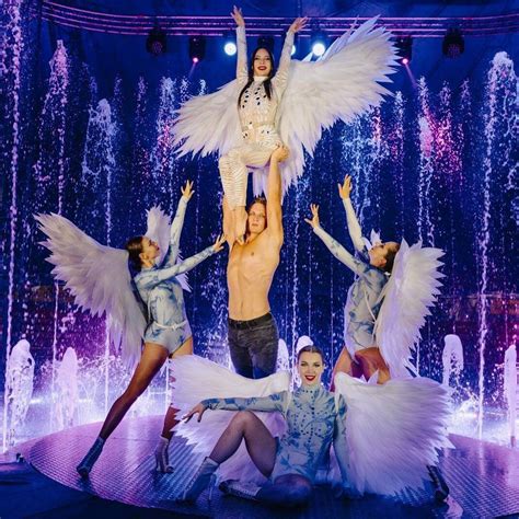 Wasserzirkus „waterland Kommt Nach Mönchengladbach