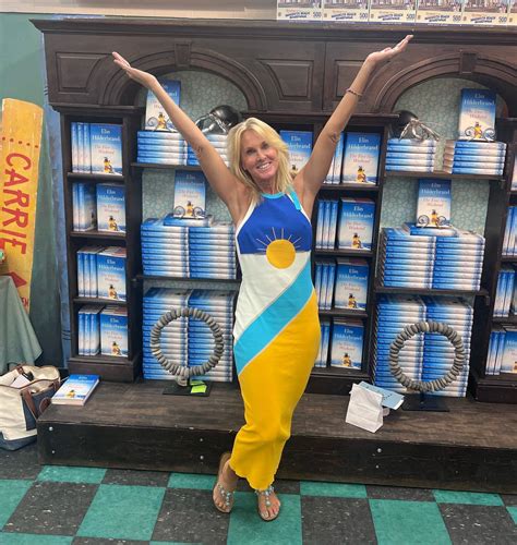 Elin Hilderbrands Feet