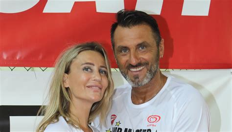 Sossio Aruta Botta E Risposta Social Con Ursula Bennardo Non Mi Fa