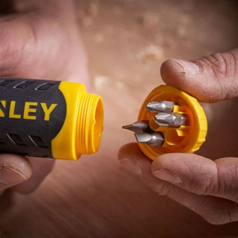Stanley Multi Bit Ratcheting Screwdriver C W Piece Bit Set