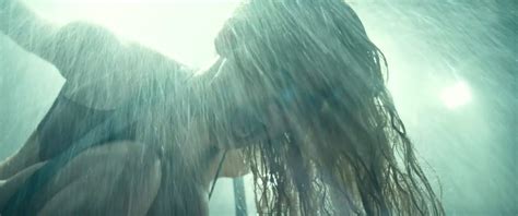 A Trailer Of Former Cia Investigator S Spy Movie Red Sparrow That Tense Sensation Drifts