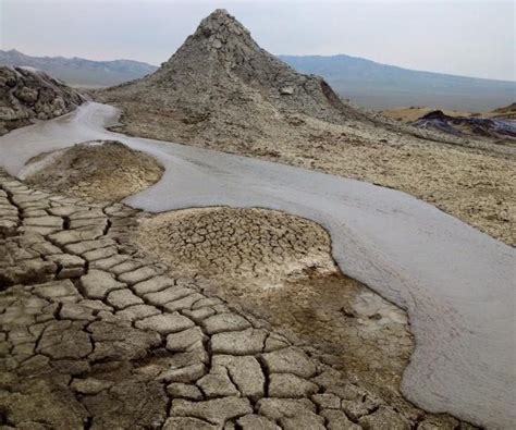 ტახტი თეფას ტალახის ვულკანი დედოფლისწყაროში Knews Ge