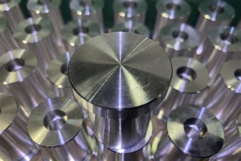 알루미늄 부품가공 Cnc선반가공 Cnc턴밀가공