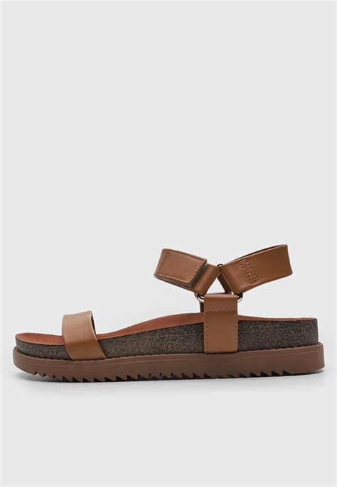 Rasteira Flatform Moleca Lisa Caramelo Compre Agora Dafiti Brasil