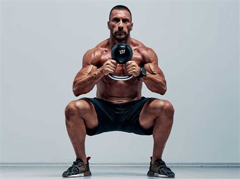 Goblet Squat Dumbbell