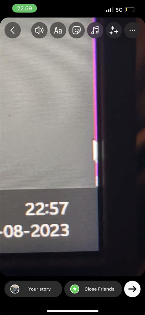 Why Does My Wallpaper Show In The Side Of My Screen No Matter What I