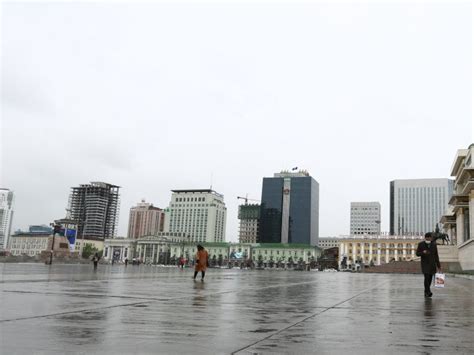 43 4 тэрбумд үнэлсэн Хангарьд ордны дуудлага худалдааг тодорхойгүй хугацаагаар хойшлуулжээ Isee Mn