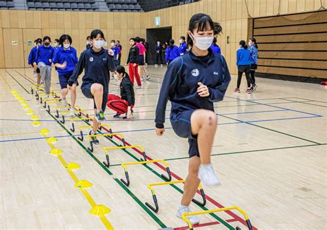 女子陸上競技部員が中学生に練習法などを指導 「dream Of Sports！トップアスリート In Nagareyama」 流山白門会などが