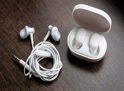 Nên mua tai nghe bluetooth nào