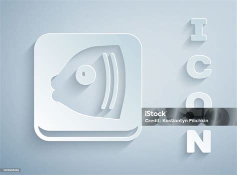 종이 컷 물고기 머리 아이콘은 회색 배경에 분리되어 있습니다 종이 아트 스타일 벡터 3차원 형태에 대한 스톡 벡터 아트 및 기타 이미지 3차원 형태 강 건강한 생활