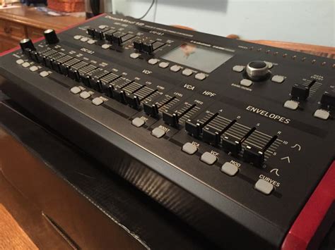 Behringer Deep Mind 12d