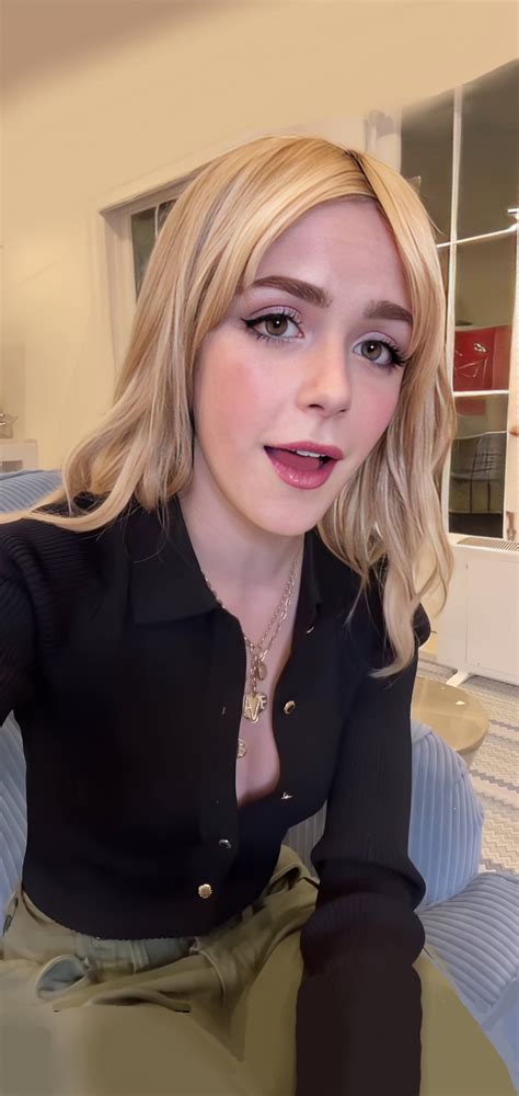 Meme Day With Kiernan Shipka By Kusanagilover On Deviantart