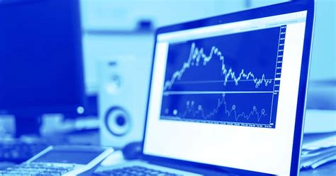 Maximizing Your Trading Potential With Metatrader 4 Key Features For