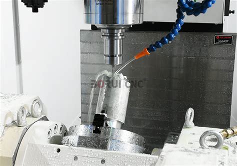 The Difference Between Cnc Machining And Traditional Machining Borui Cnc