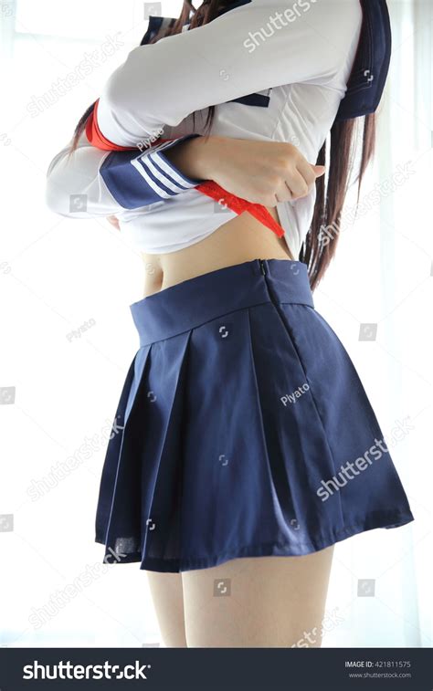 Asian School Girl Getting Dressed Foto De Stock Editar Ahora 421811575