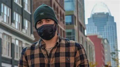 Who Is Isaac Wright Daredevil Nyc Rooftop Photographer Arrested After Years Of Urban Climbing