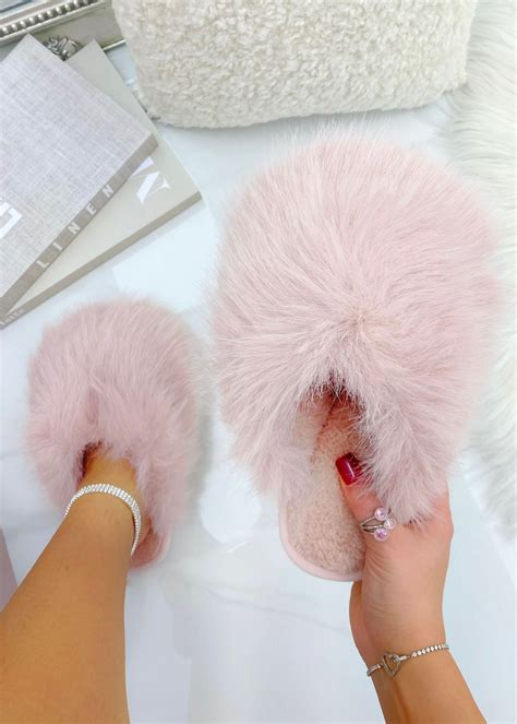Love Lemonade Pink Ultimate Cosy Fluffy Slippers 3 Matalan