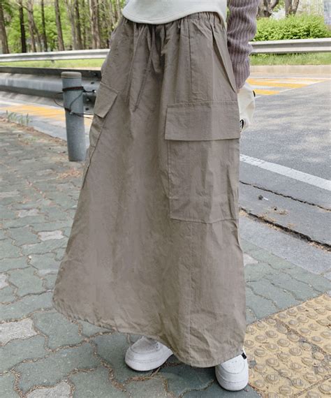부분당일발송 코티 나일론 카고 스트링 롱 스커트 6c 에이블리