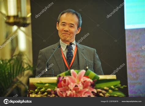 Wang Shi Chairman China Vanke Ltd Delivers Speech Business Summit Stock Editorial Photo