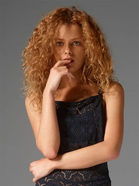 Pin By Jeanie Blackburn Simmons On Yulia Yaroshenko Redhead Beauty