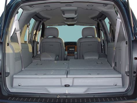 2005 Relay Saturn Photos And Videos Motortrend