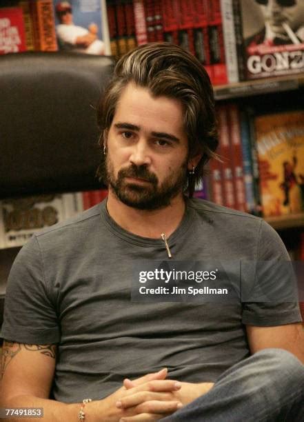 Colin Farrell Signs Copies Of Click October 22 2007 Photos And Premium