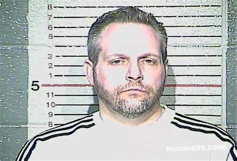 Fawbush Daniel Gene 12172023 Franklin County Mugshots Zone