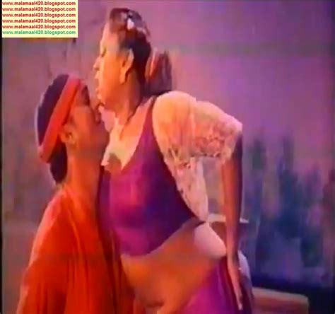 Bangladeshi Actress Moyuri Hot