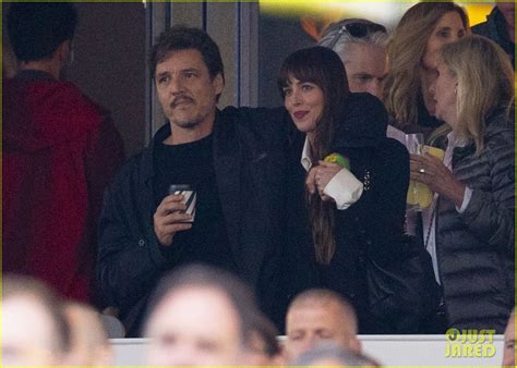 Pedro Pascal And Dakota Johnson Look Like Total Besties In Cute Photos