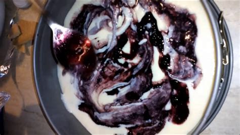 Бисквитена торта с боровинки и домашен крем Youtube