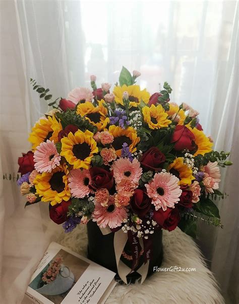 Fb282 Sun Flower Box Flowert2u Lin Flower T Online Florist And