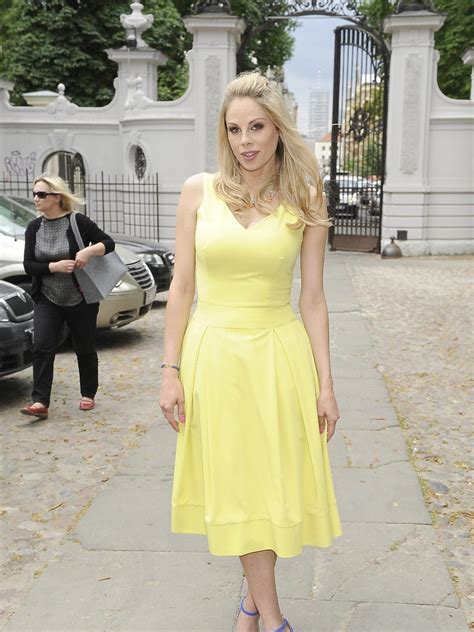 Magda Modra Urodziła Magda Modra Po Porodzie Magda Modra Figura Po