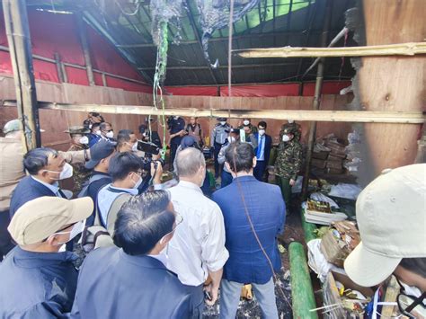 တိုင်းရင်းသား လက်နက်ကိုင်အမည်ခံ အကြမ်းဖက်အဖွဲ့များရဲ့ စီးပွားရေးထောက