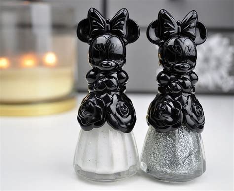 Pin Av Celindy Kellum På Anna Sui Nail Lacquer 3