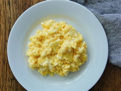 Classic Scrambled Eggs 🍳🥚