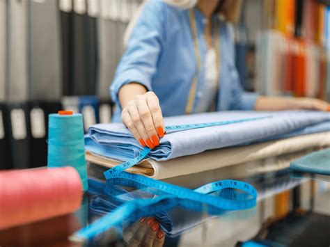 How Big Is A Yard Of Fabric Free Fabric Yardage Calculator Nana Sews