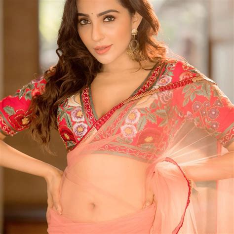 Parvathi Nair Hot Photoshoot Telugubulletin Com