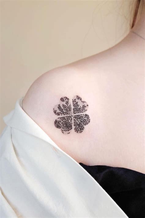 30 Amazing Four Leaf Clover Tattoo Ideas