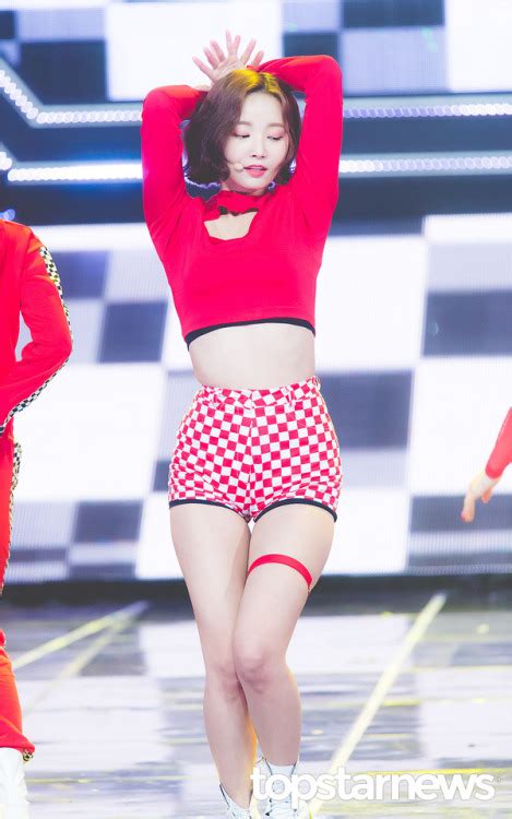 모모랜드 단발연우 9pic Tumbex