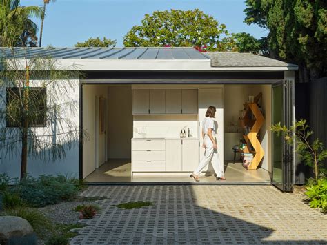 The Ladg Upends Traditional Organisation For La Bungalow Remodel